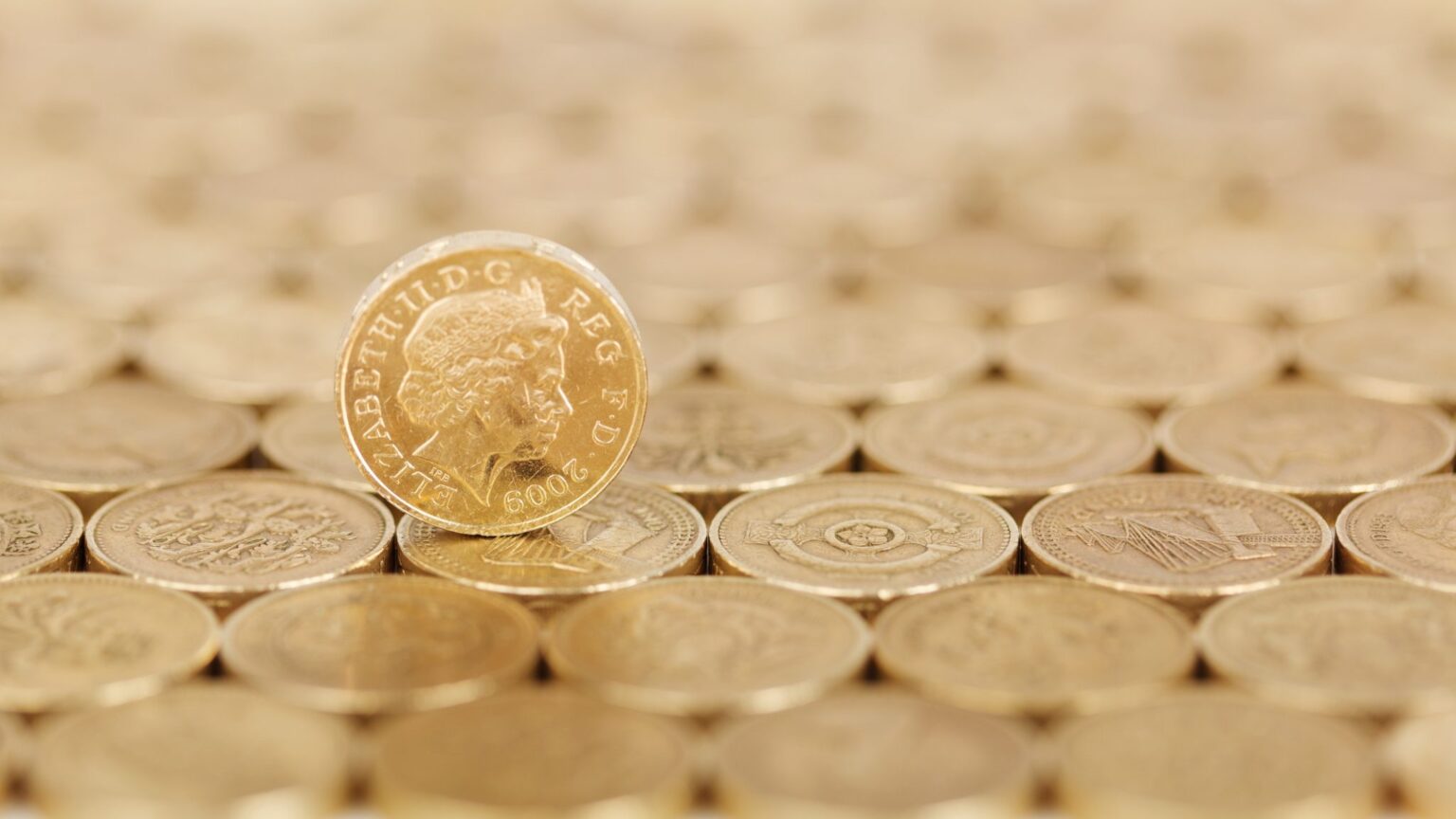 UK consumers most pessimistic in Europe about their finances - Credit ...