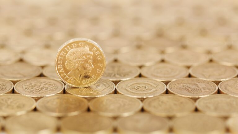 UK consumers most pessimistic in Europe about their finances - Credit ...
